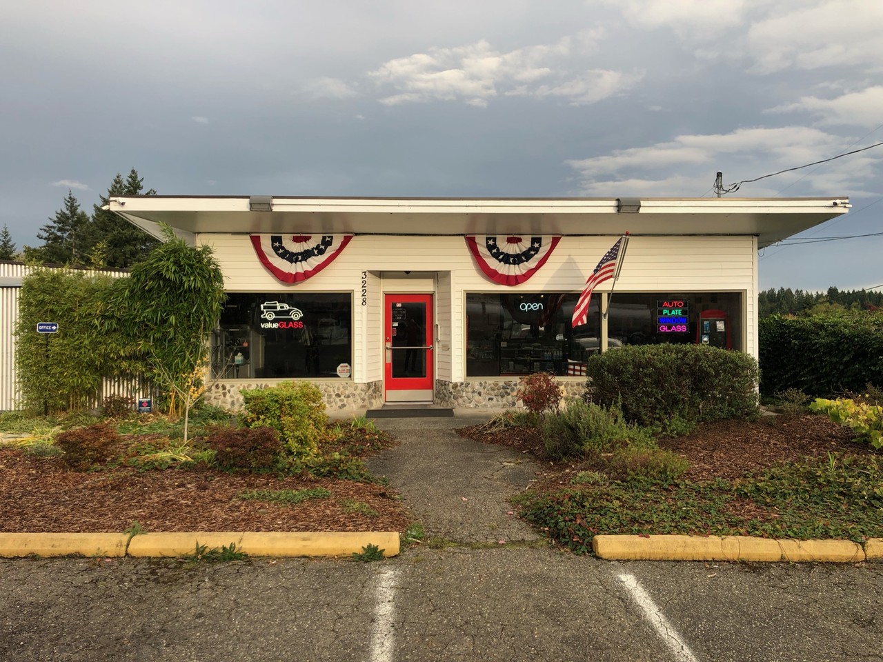 valueGLASS LLC in Bremerton, WA