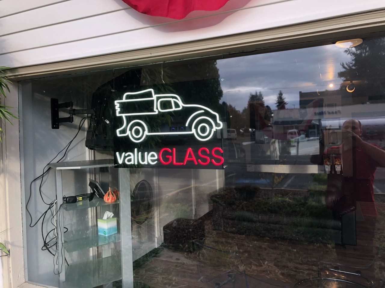 valueGLASS LLC in Bremerton, WA